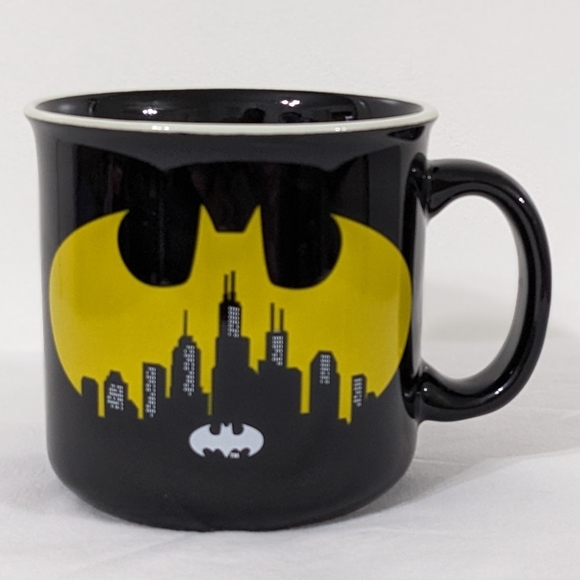 Batman | Dining | Batman Gotham City Dc Comics Ceramic Mug 2 Oz Brand ...